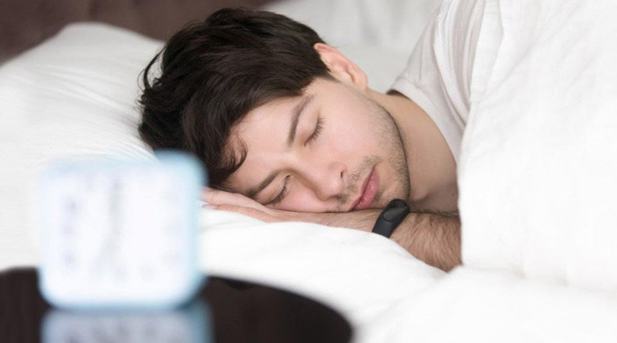 What Can Your Sleep Tracker Tell You? | Shinysleep